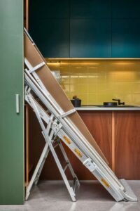 25 DIY Dog Ramp Ideas [Easy To Make] – craftydiyers.com