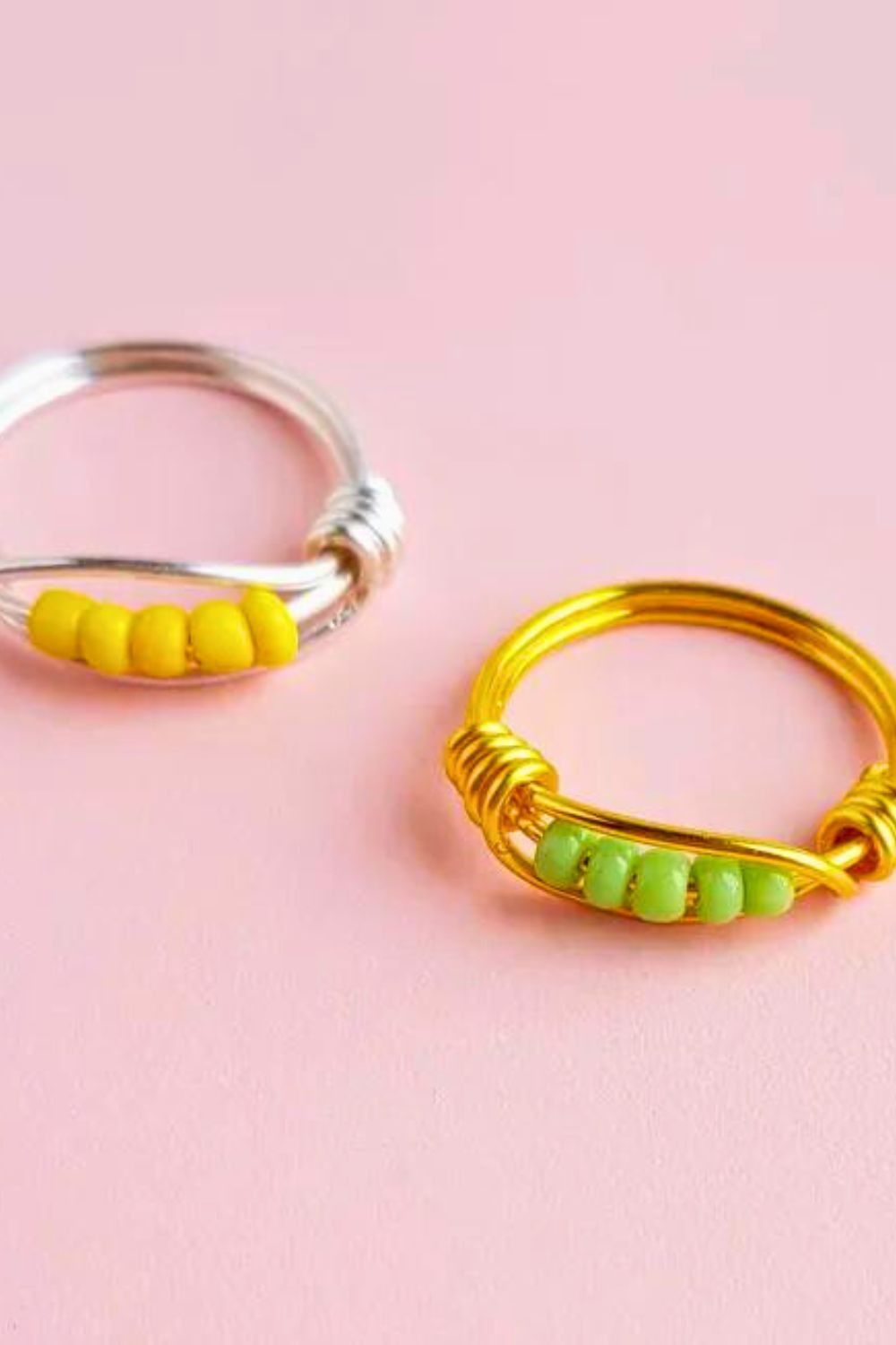 20 DIY Beaded Rings [Make Within Minutes] – craftydiyers.com