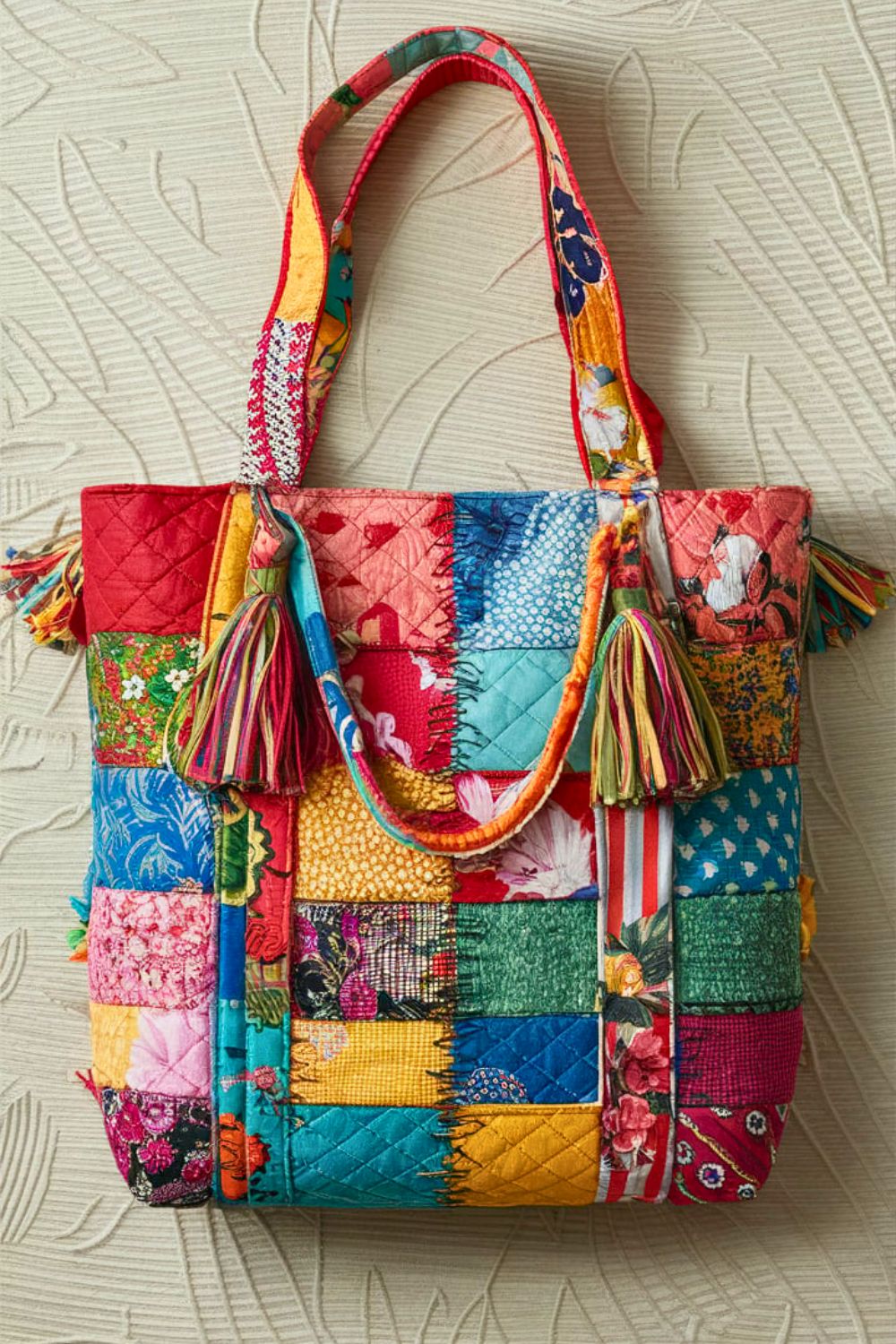 20 DIY Tote Bag [Easy To Make] – craftydiyers.com