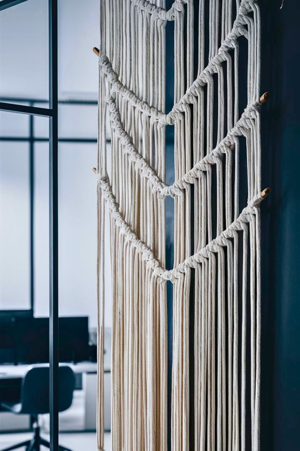 25 DIY Macrame Wall Hanging [For Every Room] – craftydiyers.com