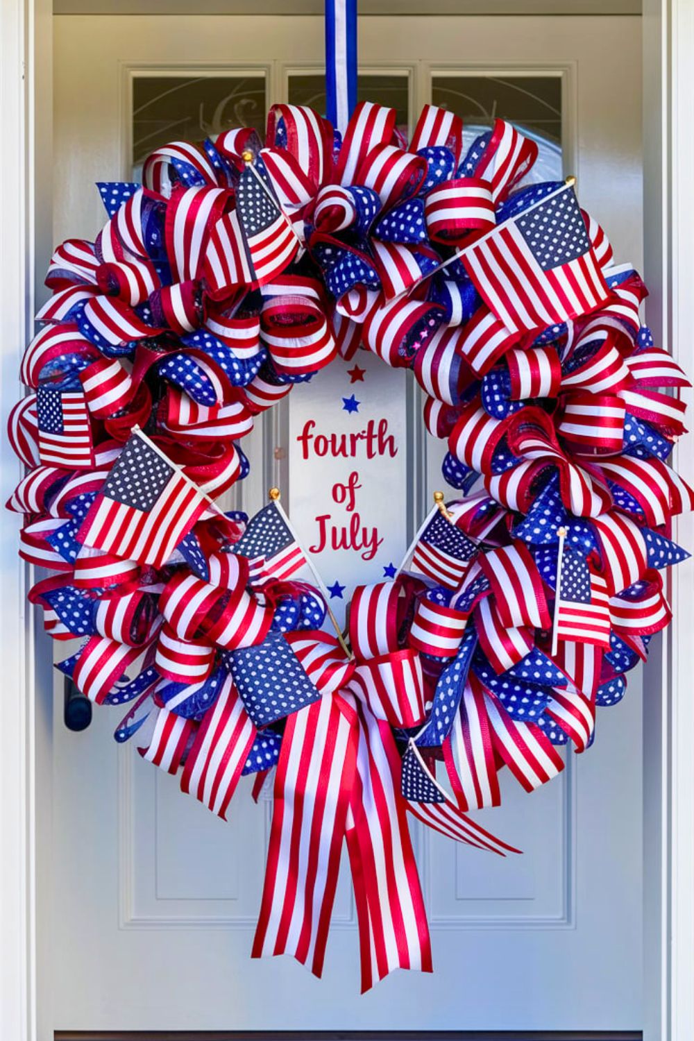 15 Ribbon Wreath DIY [For Every Ocassion] – craftydiyers.com